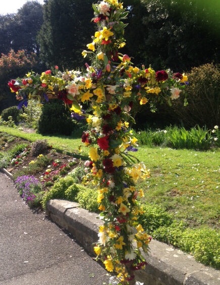 Easter Cross – Crewkerne Methodist Church